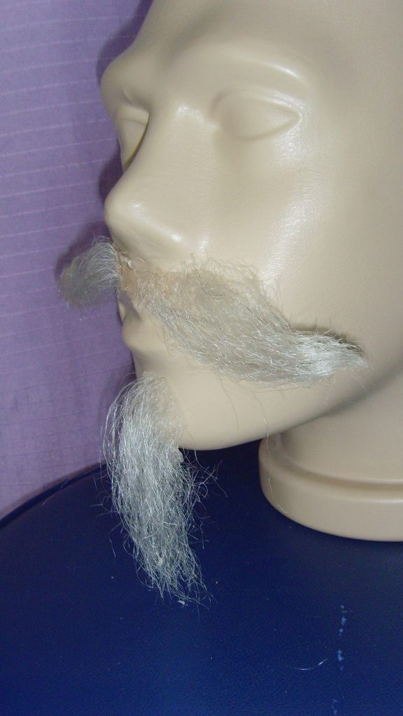 Falsche Bärte zum Ankleben - Maskenbildner ChaPeau